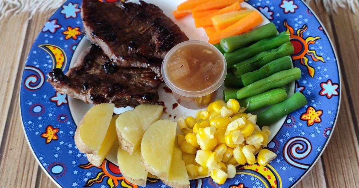 Resep Steak Sapi Simple oleh Bunda TitanQue - Cookpad