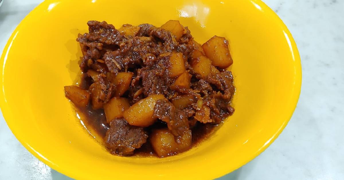 Resep Semur Daging Kentang oleh Luc Al Yaz - Cookpad