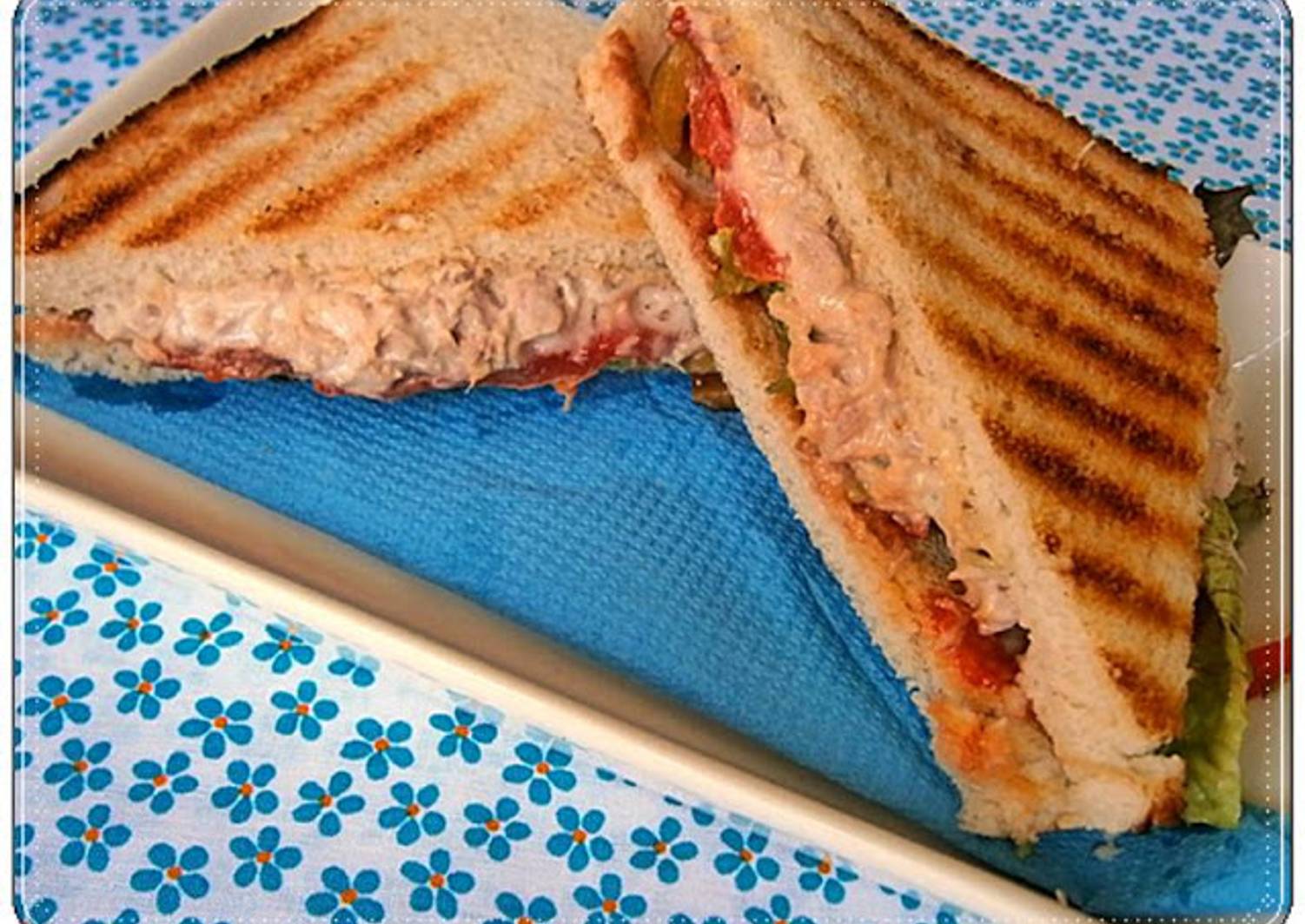 Sándwich de atún Receta de azafrandehebra- Cookpad