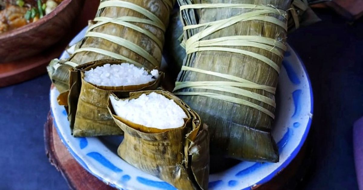 Resep Buras Khas Makassar oleh imaimey_ - Cookpad