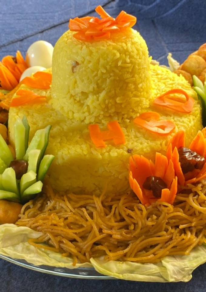 Resep Nasi Tumpeng / Nasi Kuning oleh Ummu.uk - Cookpad