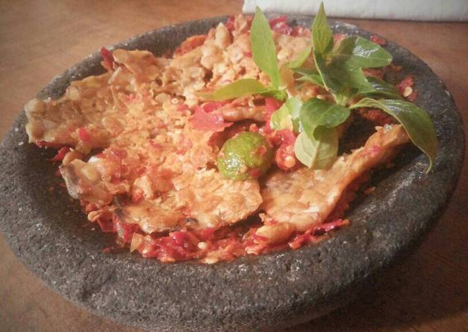 Resep Tempe Penyet Mercon oleh Syifa Anjani - Cookpad