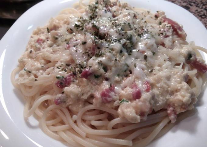 Spaguetti con salsa alfredo Receta de Juan Peña- Cookpad