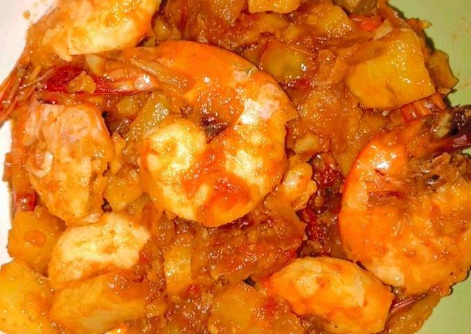Resep Udang kentang balado #menuanakkost oleh Shendi 3007 - Cookpad