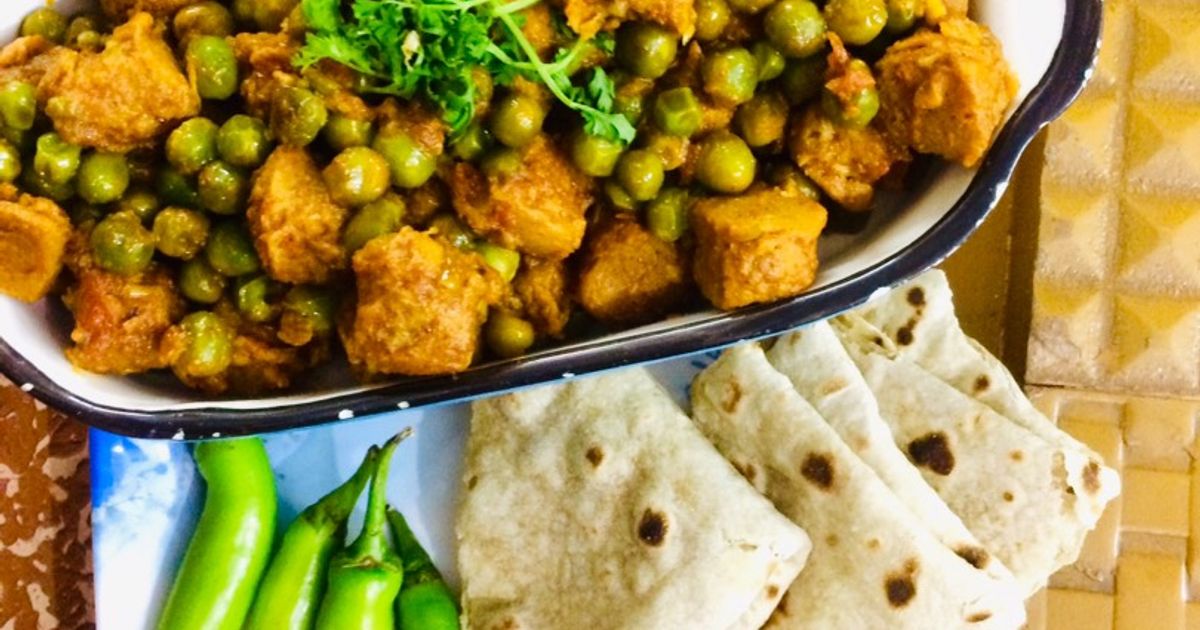 Soya Chunks & Green Peas Masala Curry (Vegan Soya Chunks& Mutter Masala ...