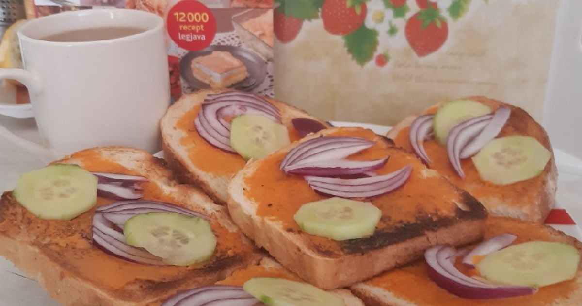 Pirítós Kenyér Borsos Hús Zsírral Kicsit Csípősen | Istvánné Vaskó ...