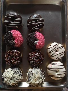 Resep Donat Empuk Bahan Sederhana oleh _dapur mala_ - Cookpad