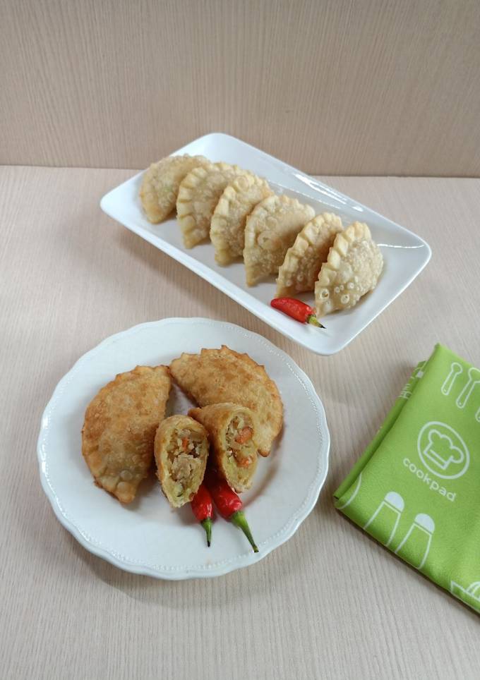 Resep Pastel Isi Ayam Sayuran Meal Prep oleh Isnawati - Cookpad