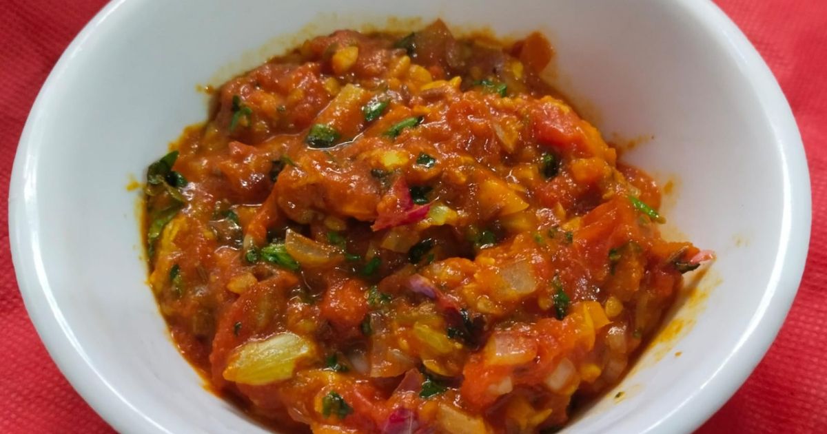 Spicy Tangy Tomato Pachadi Recipe by Preeti V. Salvi - Cookpad