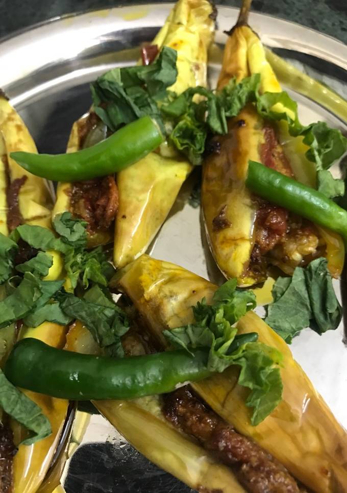 Stuffed Baigan Recipe by Niharika Jalan - Cookpad