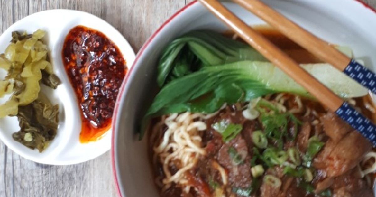 Resep mie basah daging rumahan enak dan mudah - Cookpad