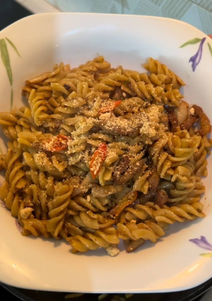 Resep [Menu Non-Halal] Pork Fusilli Aglio Olio 🐽 oleh Nel's Food Diary ...