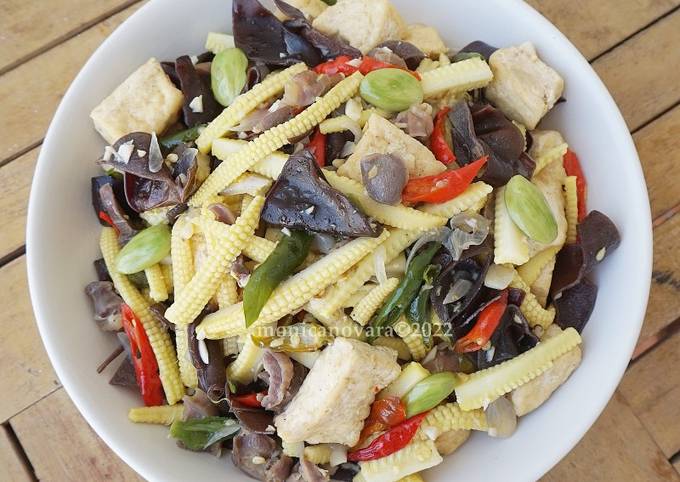 Resep Oseng Putren, Tahu dan Jamur Kuping oleh Monica Novara H. - Cookpad