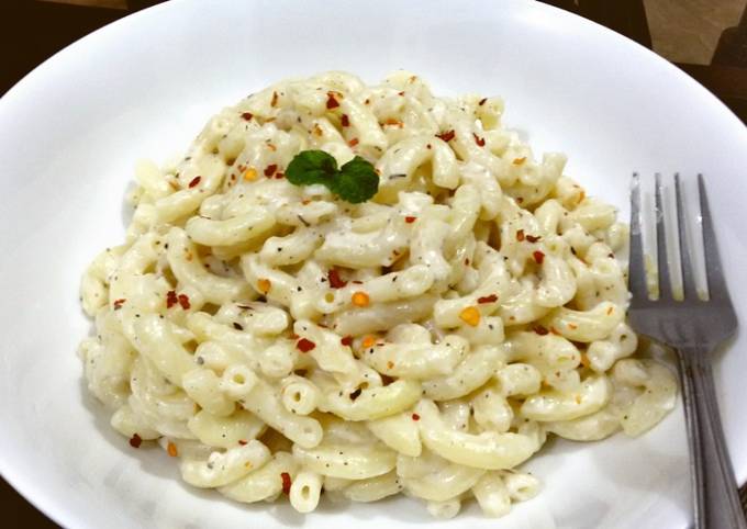 White sauce macaroni Recipe by Saba arshad - Cookpad