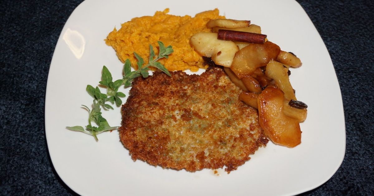Pork Cutlets With Sweet Potato Purée And Caramelized Apples Jon Style ...