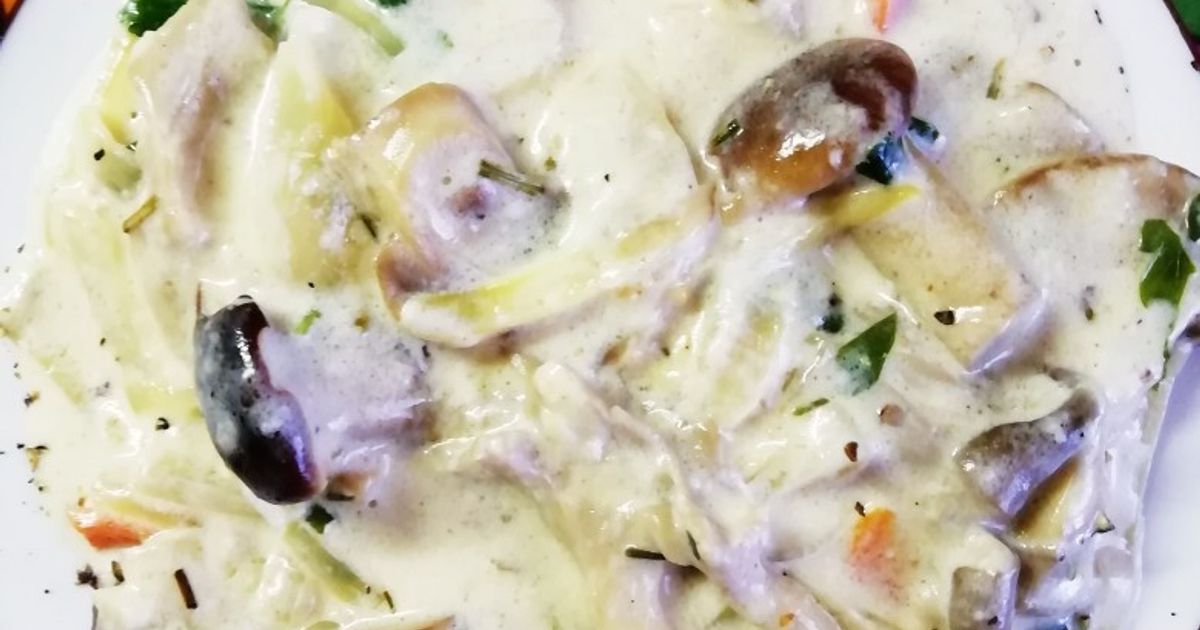 Tejszínes Gomba Mártás 🍄 | Barbåra (Flying_Tomato) receptje - Cookpad ...