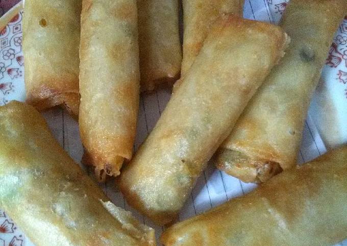 Resep Lumpia isi rebung with sayuran dan tahu putih oleh Nenk Ara - Cookpad
