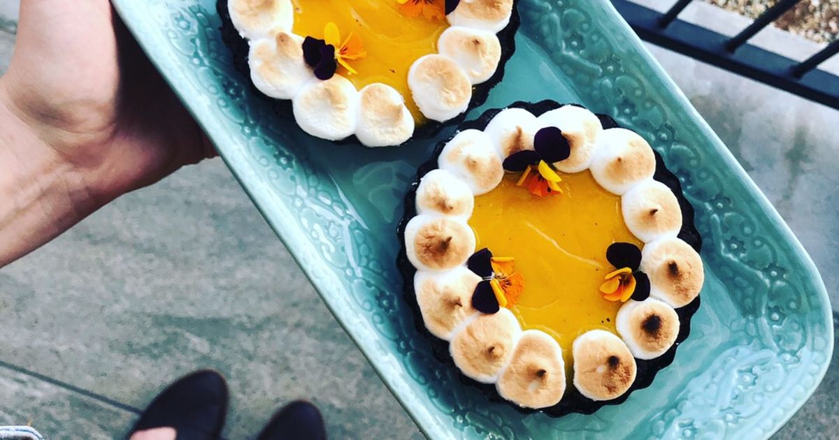 Chocolate And Granadilla Tart #Sweettooth Recipe by Inge - Cookpad