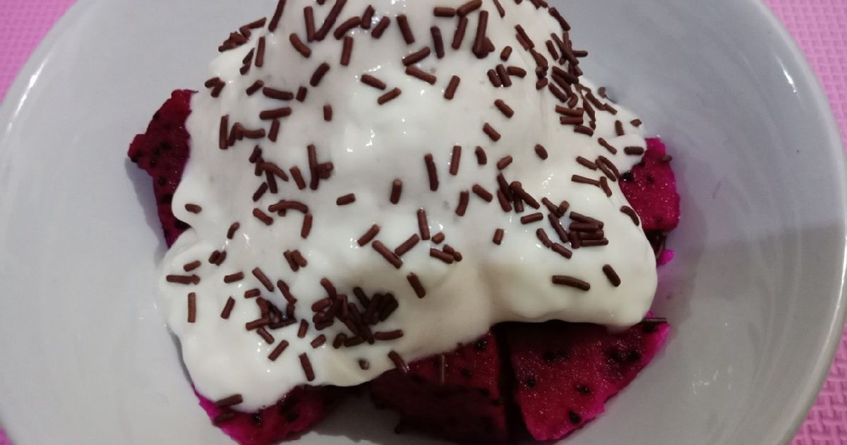 Resep Buah Naga Mandi Ice Cream Pisang Yoghurt oleh Erlina - Cookpad