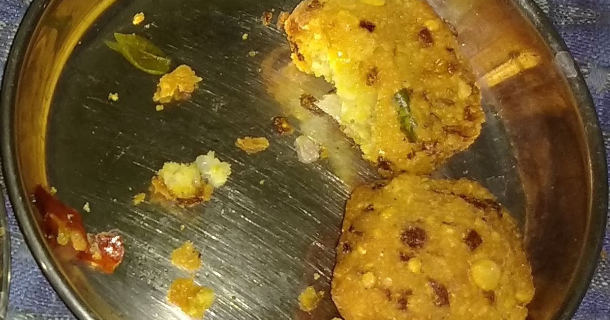 Monsoon Munchie Channa Dal Vada Recipe by Gita Madhu - Cookpad