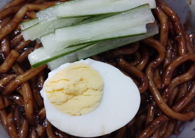 Resep Mujigae Jajangmyeon (무지개 자장면) oleh Ibuk Cia - Cookpad
