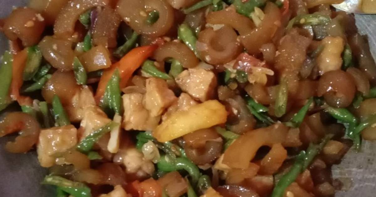 Resep Oseng kikil cabe ijo oleh Ari Riyanti - Cookpad