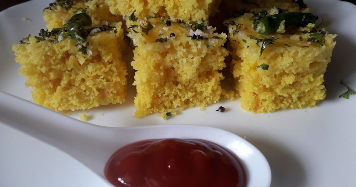 खमण ढोकला (Khaman Dhokla Recipe In Marathi) रेसिपी Archana Sunil Ingale ...