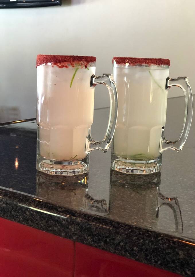 Limonada con soda Receta de Gris de la Torre- Cookpad