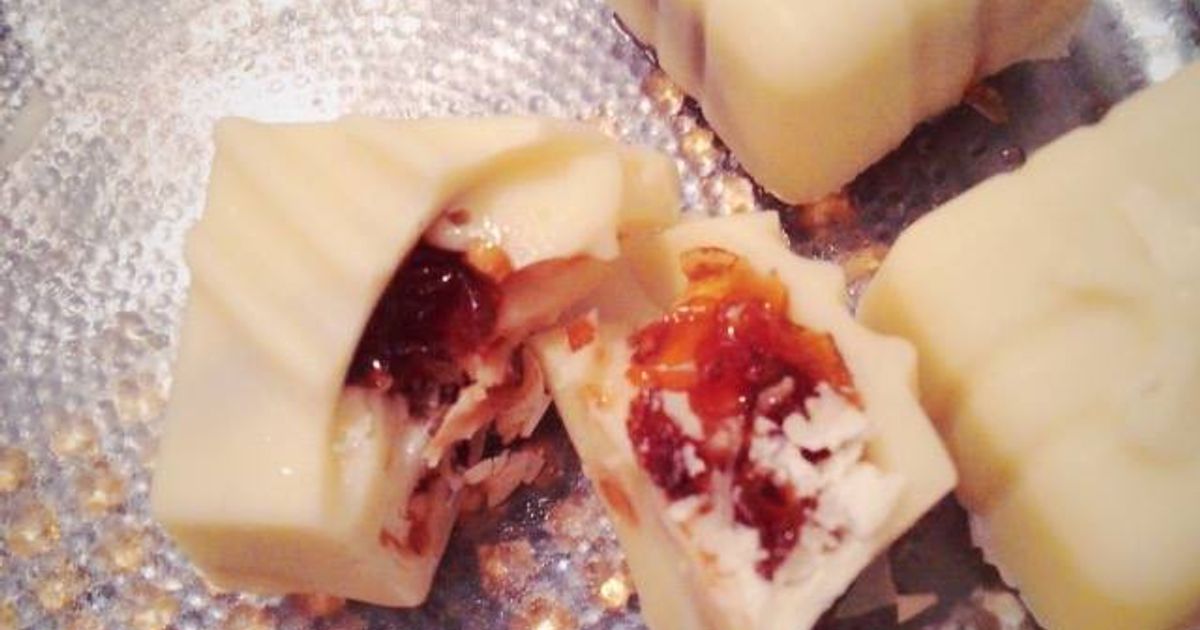 Gulkand Flavour Chocolate. Recipe by Tanvi Mulani - Cookpad