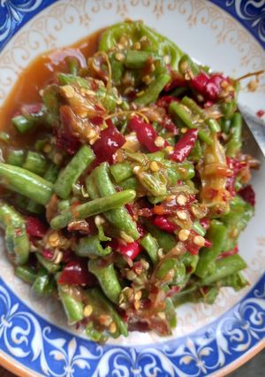 Easy Spicy Long Bean Salad (Tam Tua) Recipe by ท่านหนึ่งง - Cookpad