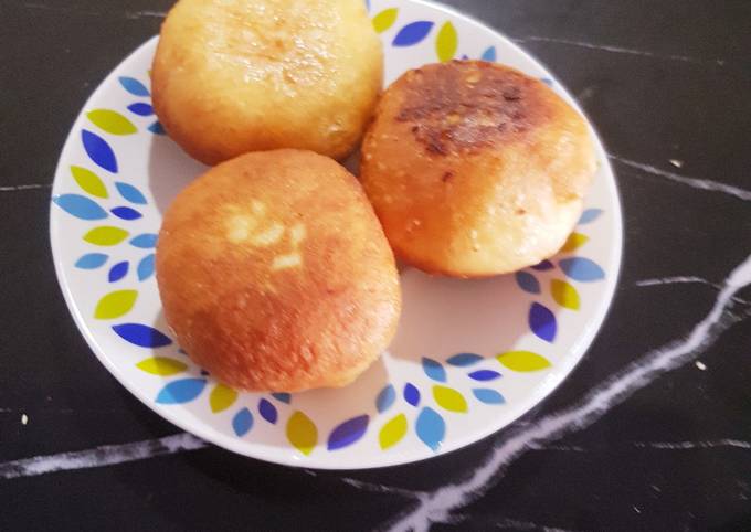 Resep Roti Goreng Kacang Ijo oleh sri ekowati - Cookpad