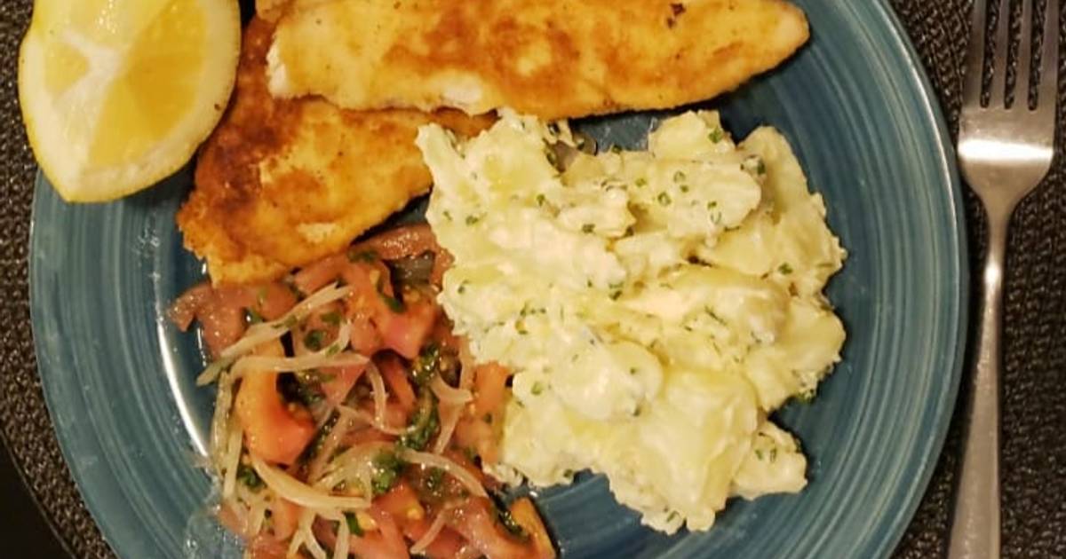 Reineta apanada con papas mayo y ensalada a la chilena Receta de ...