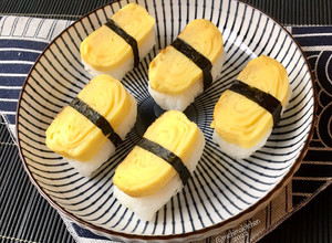 Resep sushi rumahan enak dan mudah dibuat, cocok untuk bekal!