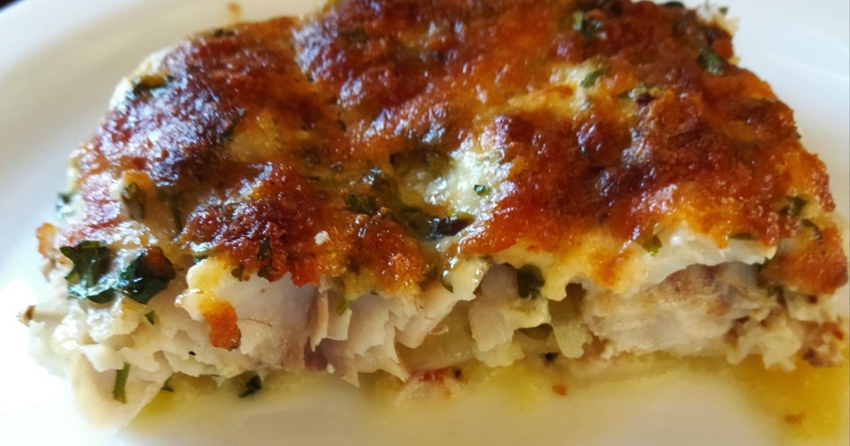 Pescado Al Horno, Con Papas Y Cebollas Receta de Glaucia Irene - Cookpad