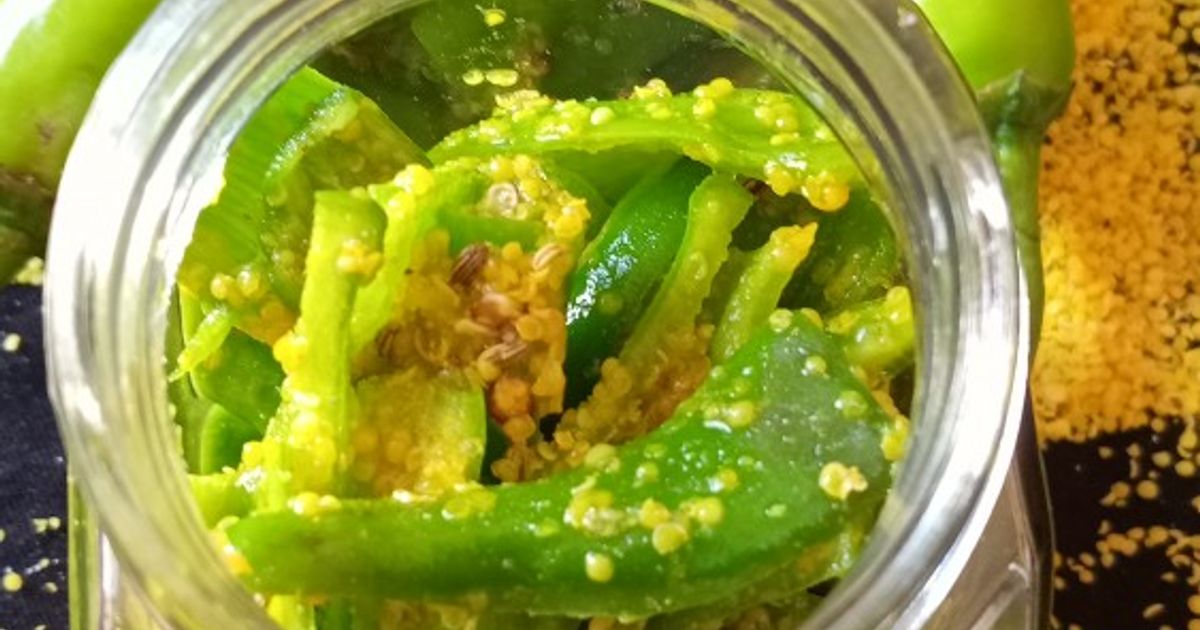 Marthak Jolly દ્વારા રેસીપી આથેલા લીલા મરચા (Athela Lila Marcha Recipe In Gujarati) - કૂકપૅડ