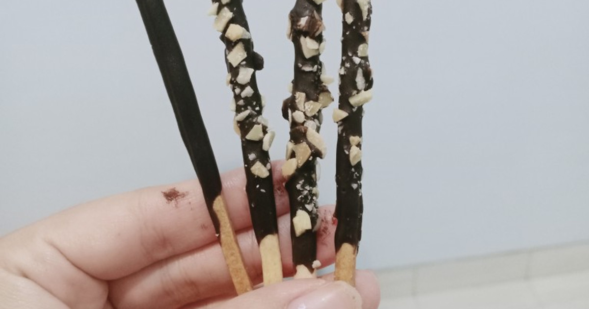 Resep Homemade Pocky😍😍 oleh dr. Natalia Momo - Cookpad