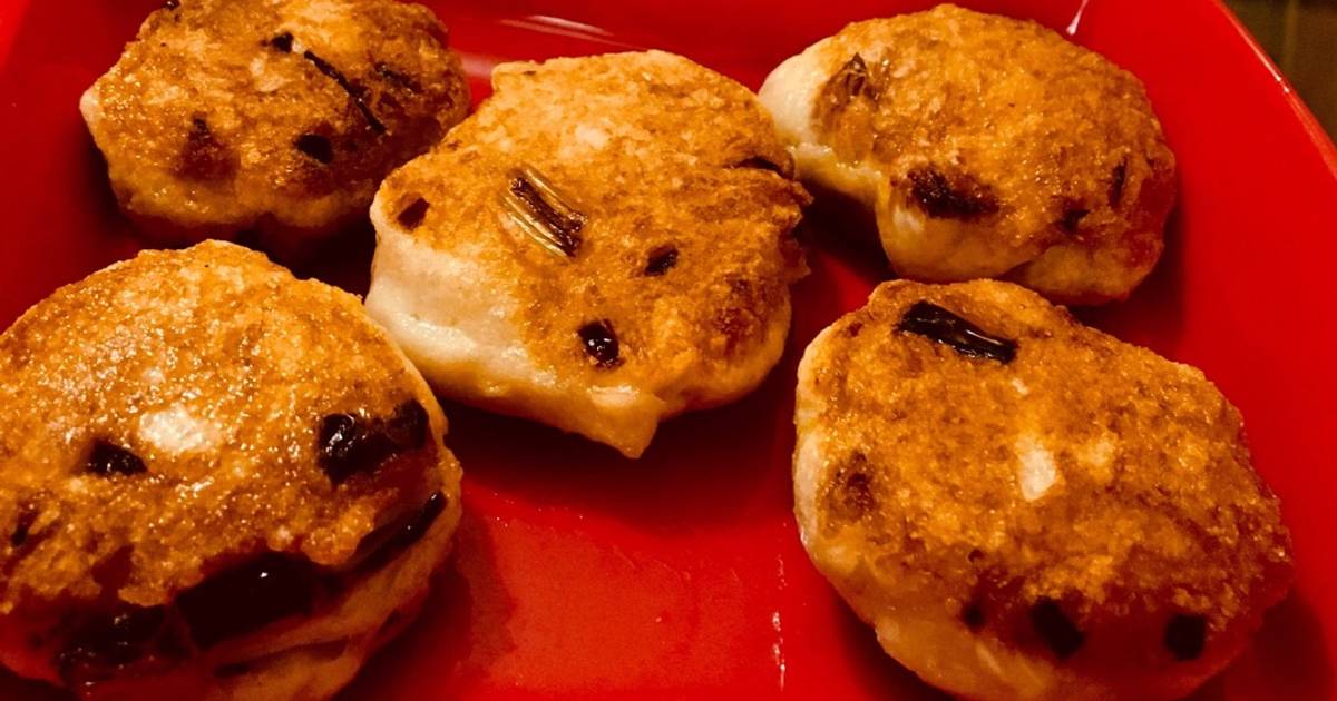 Spring onion fish cakes Recipe by Kamalika Basu De - Cookpad