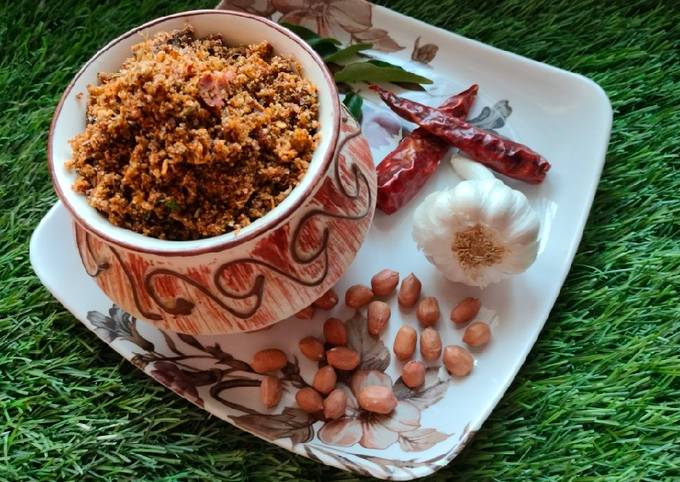 शेंगदाणे ची चटणी (Shengdana Chutney Recipe In Marathi) रेसिपी Madhuri ...