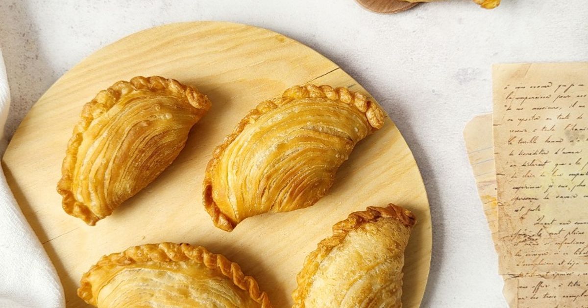 Resep Pastel Pusing / Karipap Isi Ayam Sayur oleh ricke - Cookpad