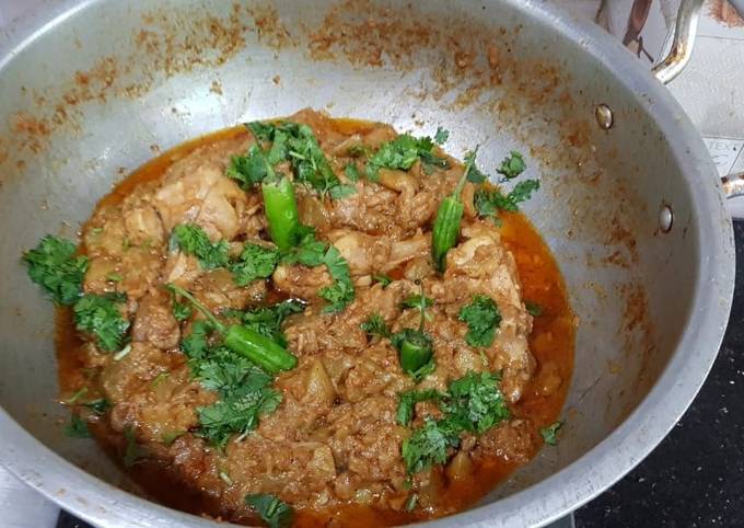 Bhounwa kadu chicken Recipe by Mahreen Rauf - Cookpad