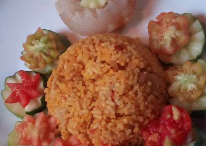 Palm oil jallof rice Recipe by Mimi's Cake and Snacks - Cookpad