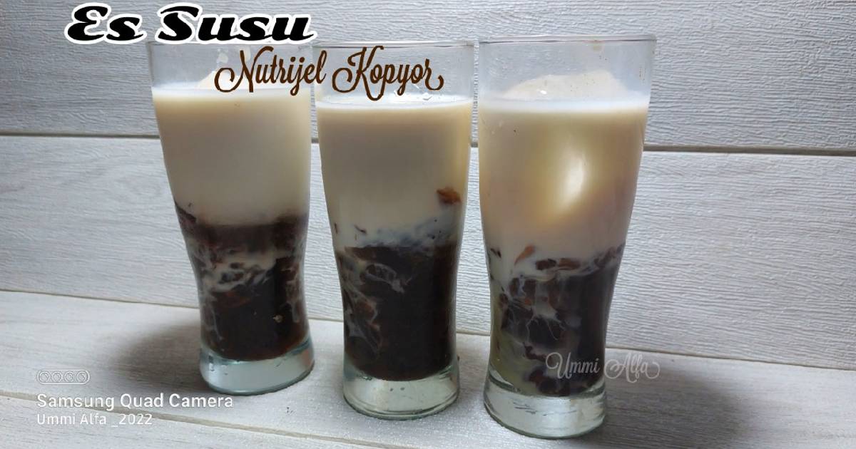 Resep Es Susu Nutrijel Kopyor ala Ummi Alfa oleh Latifah Indrawati ...