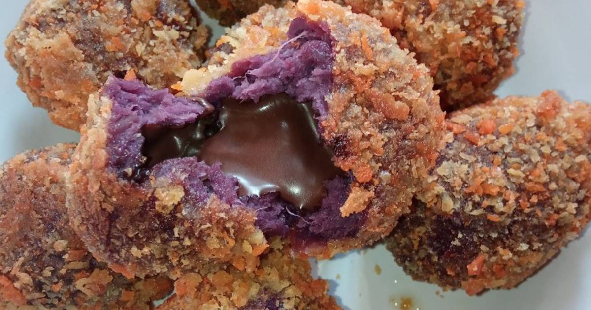 Resep Bola ubi ungu lumer oleh Mutiara Damani - Cookpad