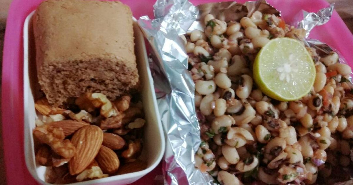 Sprouts Chat With Dry Fruits Recipe by Mayank Bainswal - Cookpad