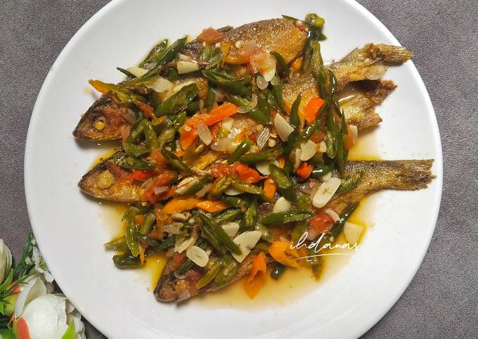 Resep Ikan Bandeng Lombok Ijo Sedap oleh ihdanas - Cookpad