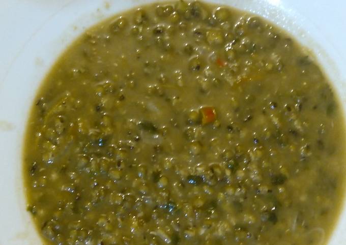 Green grams(dengu) with chapati Recipe by linet Musungu - Cookpad