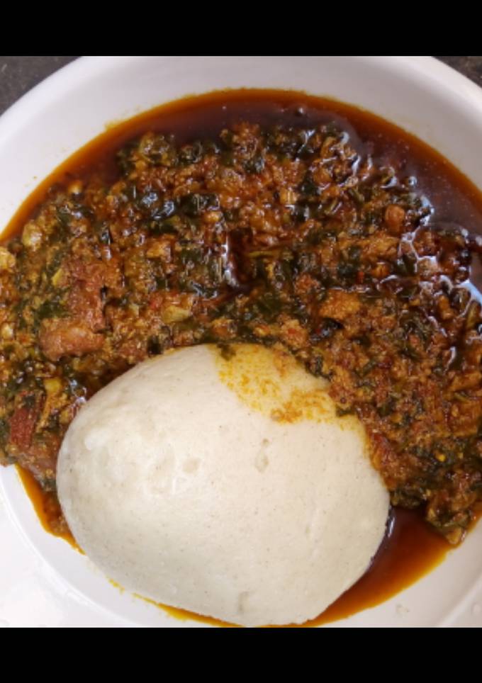 Tuwon semo da miyar egusi girki daga habiba aliyu - Cookpad