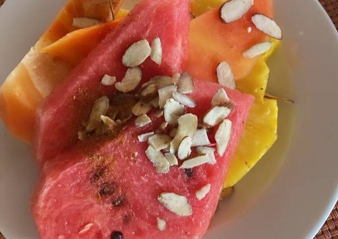 Fruta com Mel, Canela e Amêndoas Receita por Albano - Cookpad