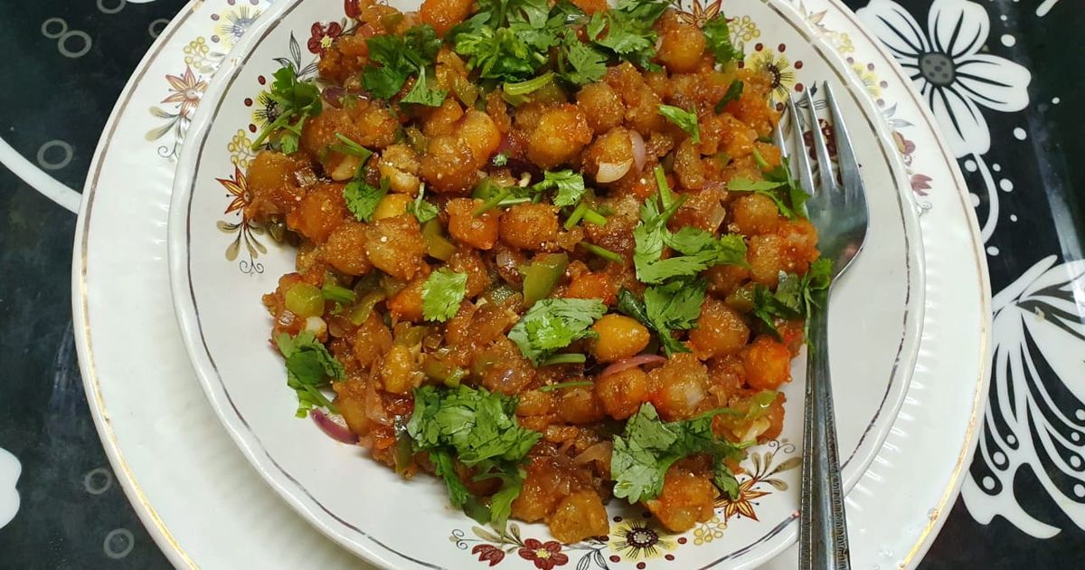 Crunchy Chilli Chana Recipe by Kumkum Chatterjee - Cookpad