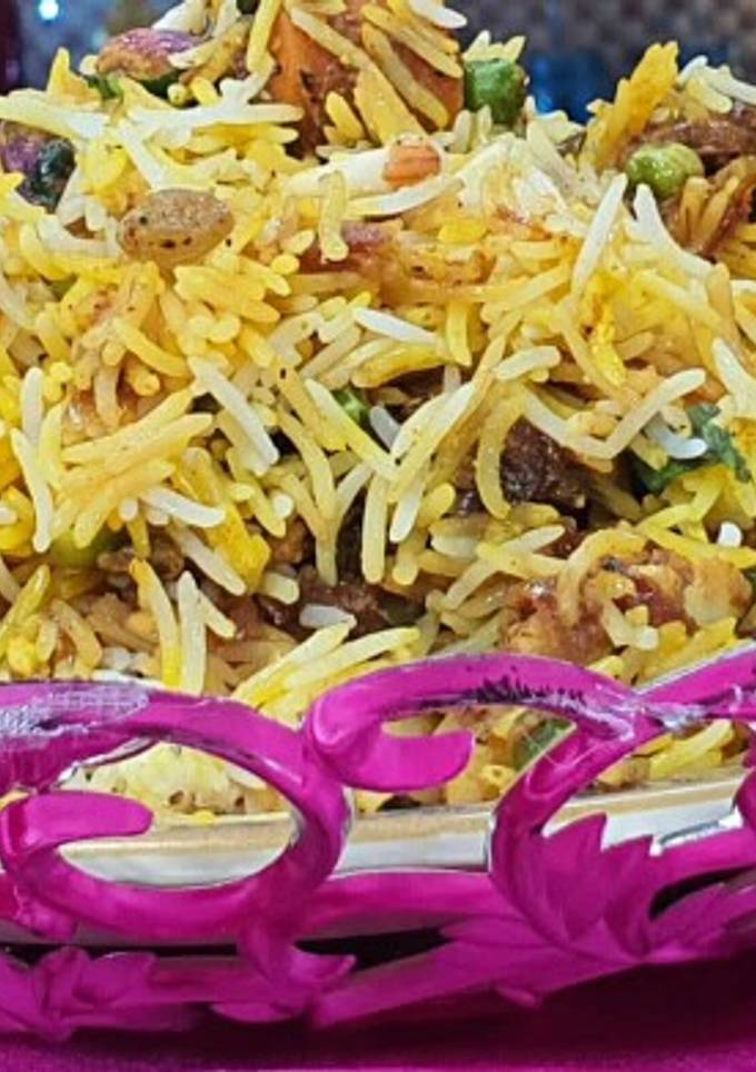 Shahi mewa biryani Recipe by Falguni Thakker - Cookpad